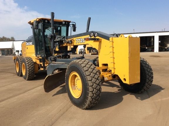 John Deere 772G Motor graders