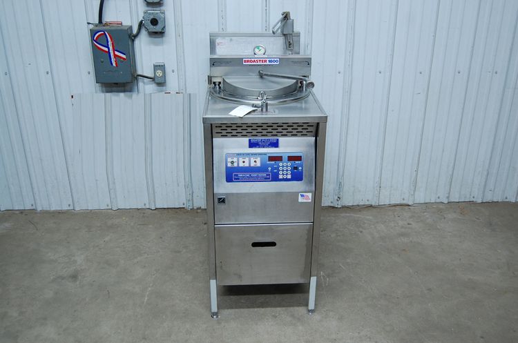 Broaster 1800 Electric Chicken Pressure Fryer w/ Filter
