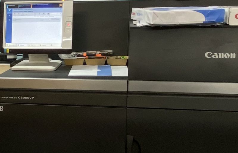 Canon ImagePress C8000 VP - color