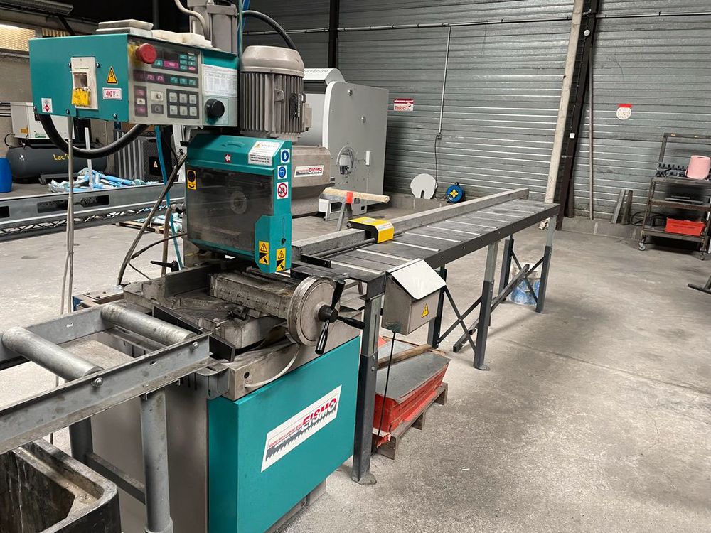 Eismo Vertical semi-automatic chainsaw