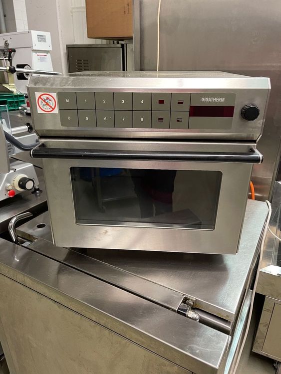 Gigatherm 2200E Microwave