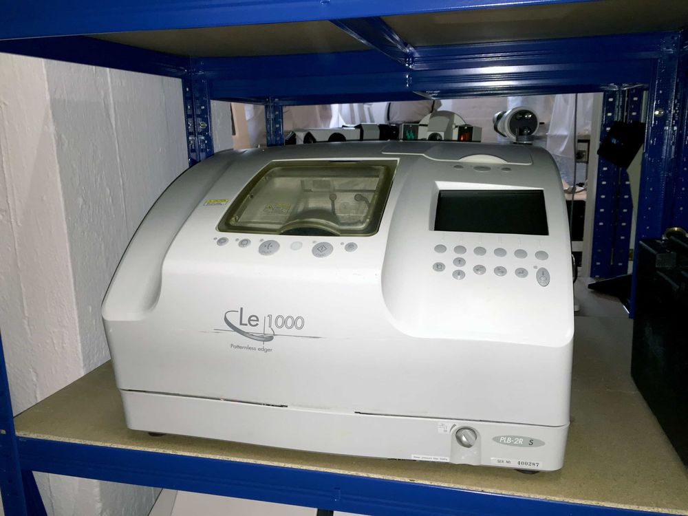 Nidek LE 1000 Edger