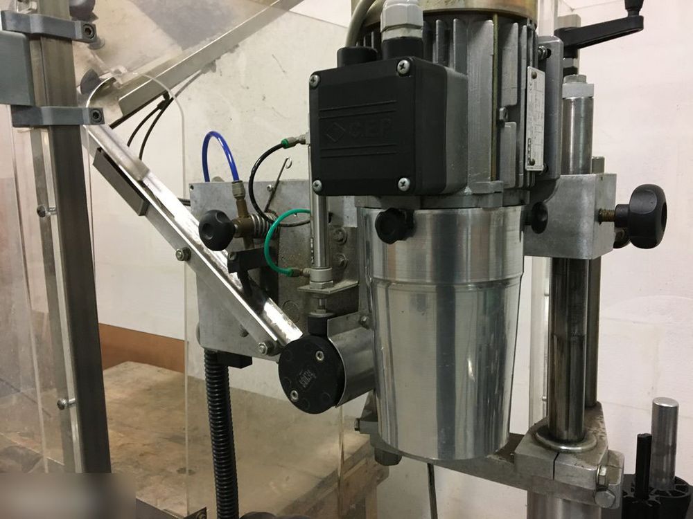 Enos PIU 2005, Labeller