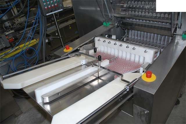 Macofar W 600/12, In-line washer for ampoules