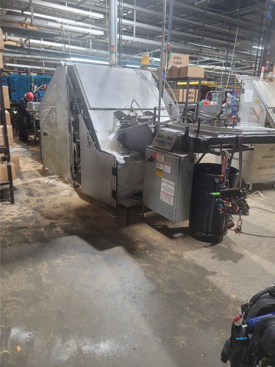 2 Bettendorf, Stanford 75W Bread Slicer