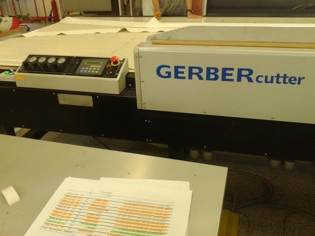 Gerber DCS 3500 fabric cutting machine