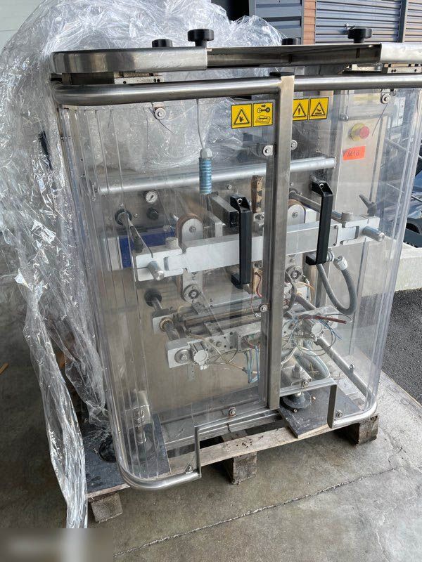 Pentavac Vertical bagging machine