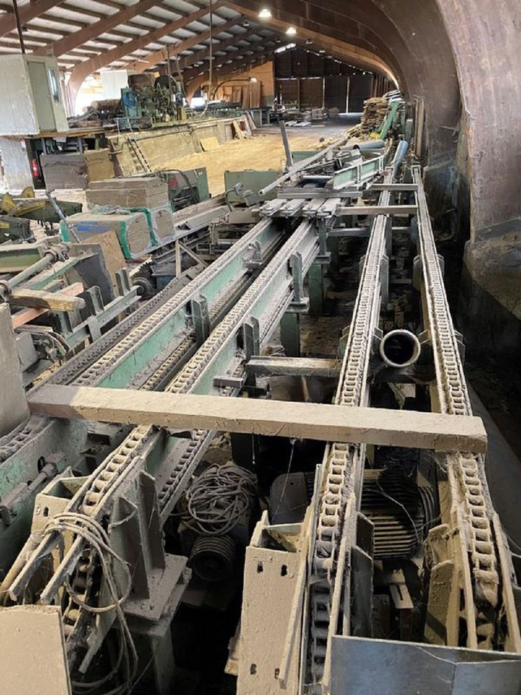 MEM Sawmill Log loading deck with 4-dock turner loader