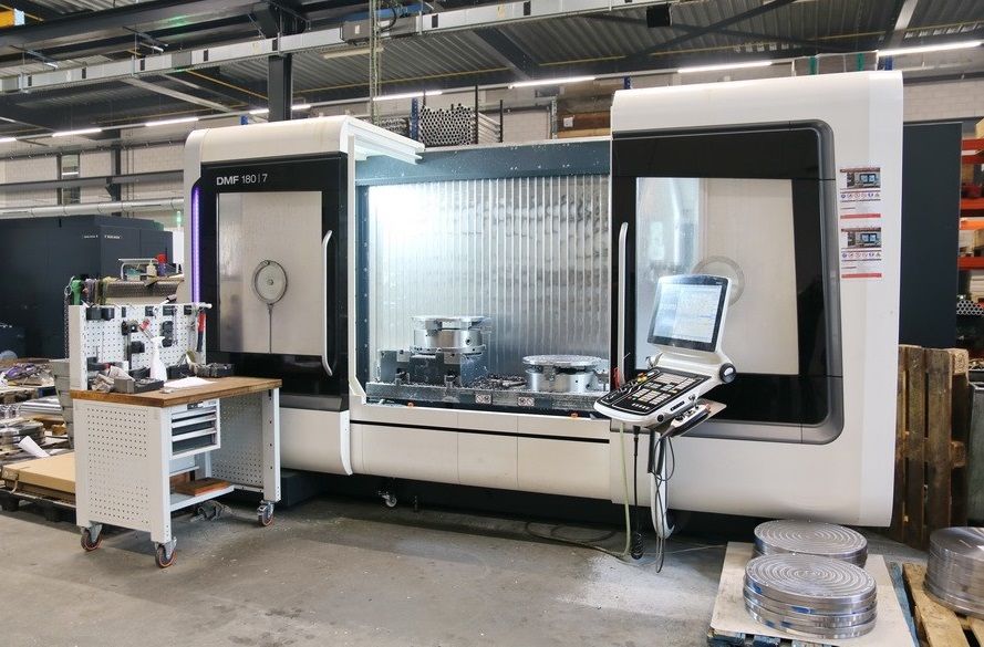 DMG MORI DMF 180-7 New Design 5 Axis