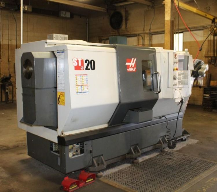 Haas HAAS CNC CONTROL 4000 RPM ST-20 CNC LATHE 2 Axis