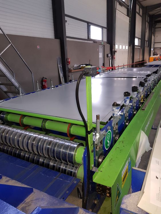 DMMET GROUP sheet metal forming machine