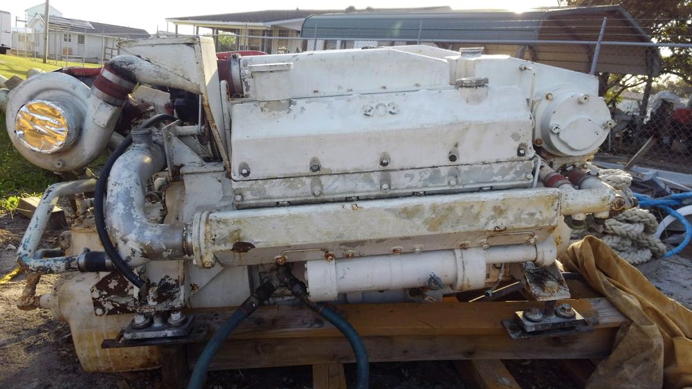 4 Cummins 903 903 Cummins Marine Diesels