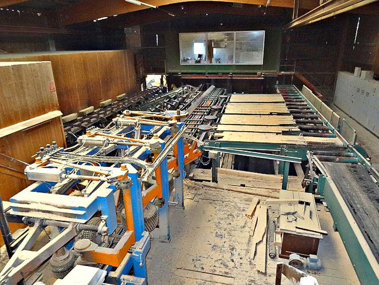 Söderhamns 240 Lumber sawmill chipper with reducing band saw