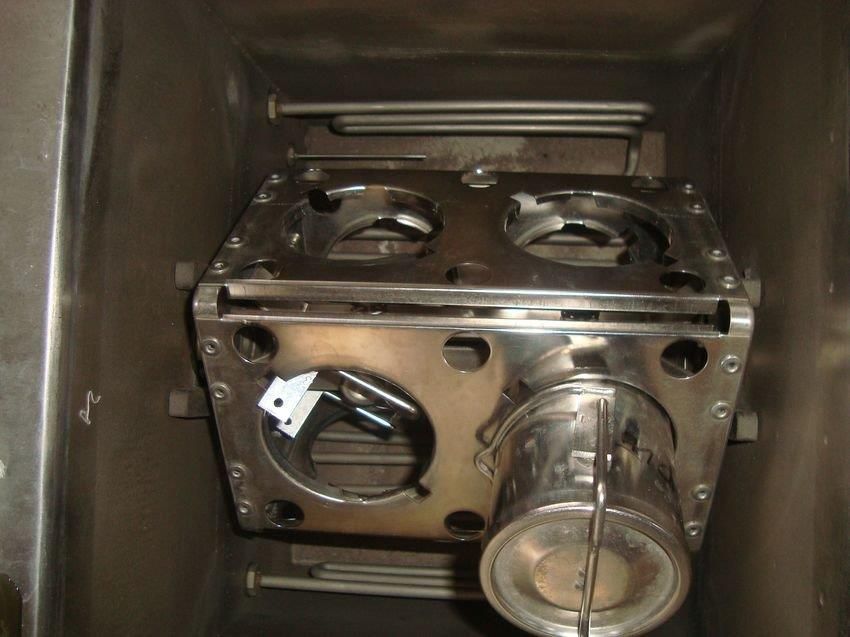 Atlas Beaker dyeing system model Linitest Plus