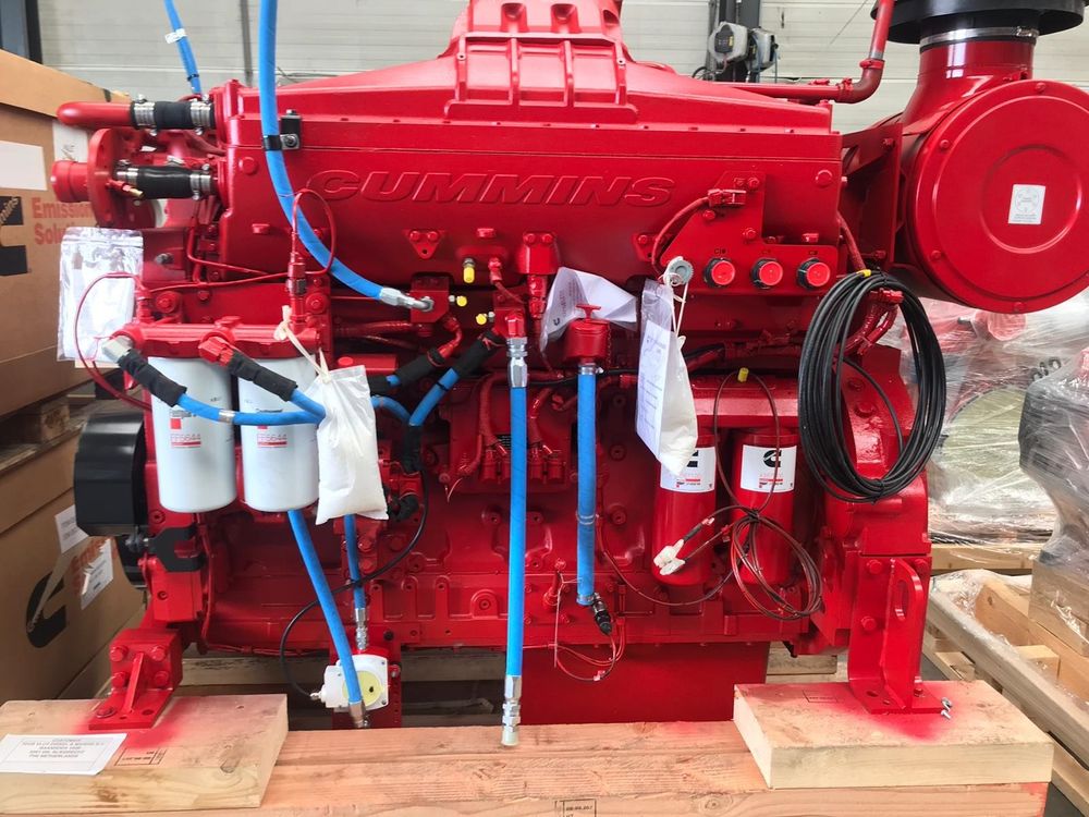 10 Cummins QSK19-M Diesel Marine Engine