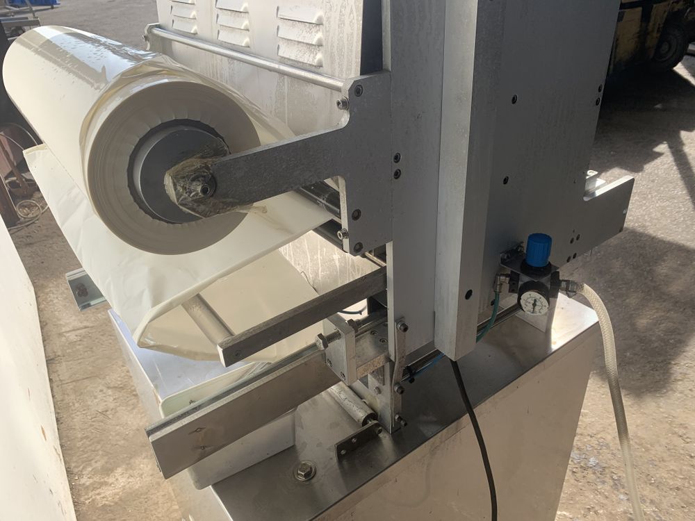 Dynopack 1000VG Pot sealer