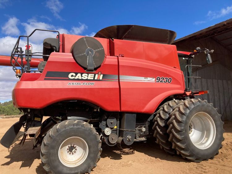 Case 9230 & 2152 Front