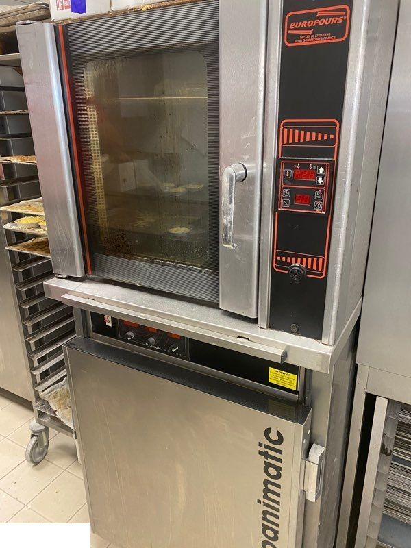 Ventilated oven and fermentation chamber