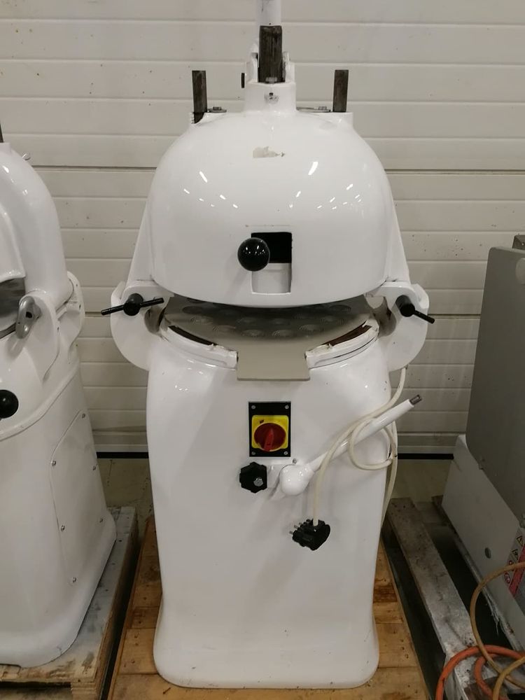 30-100 Semi-automatic divider