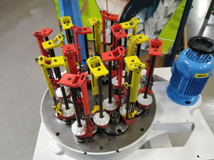 37 Ratera, Trenz Export Braiding machines