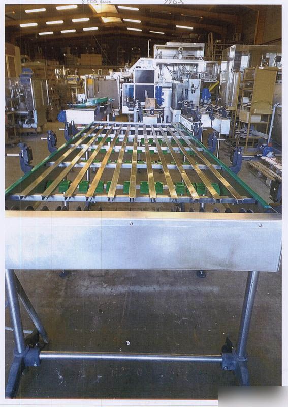 Full layer depalletizing table