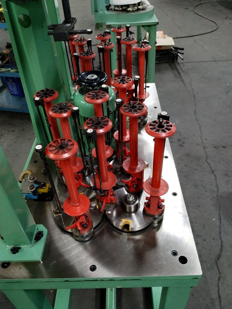 37 Ratera, Trenz Export Braiding machines