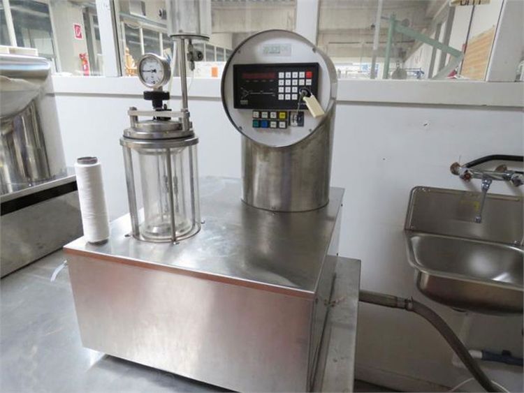 Zeltex laboratory high temperature dyeing