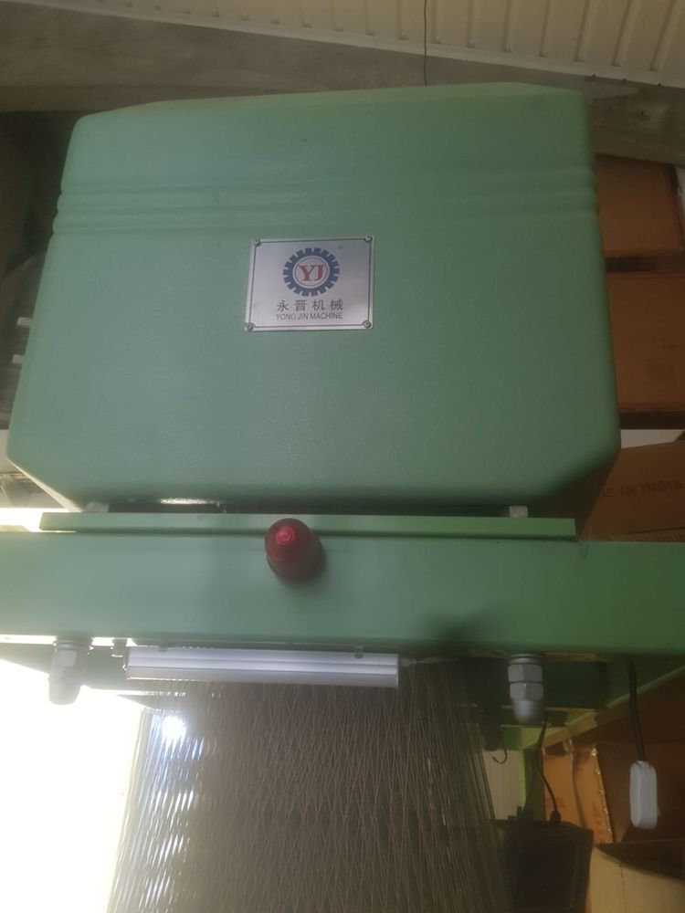 Flat computerized jacquard loom