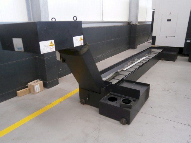 Mazak VTC-200C 3 Axis