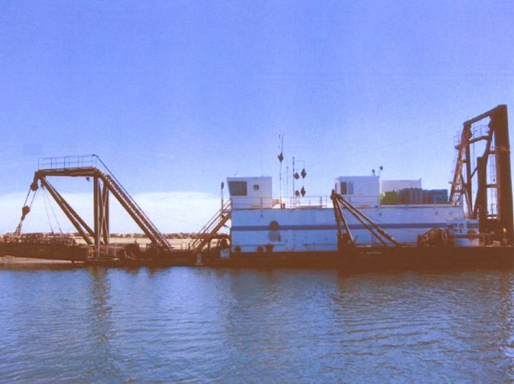 24” CUTTERHEAD SUCTION DREDGE