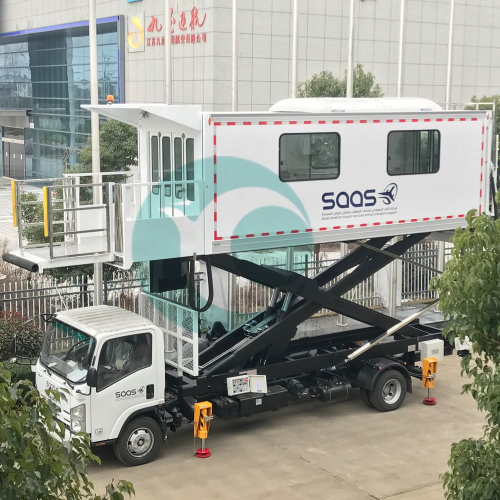 Self-propelled ambulift WTJ5100JCR