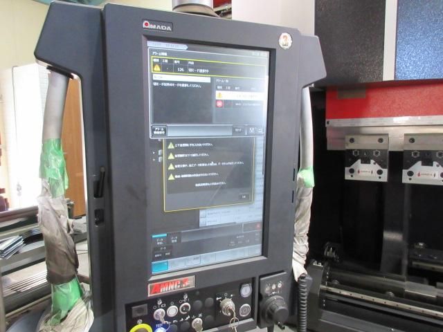 Amada HG-2204 200 ton