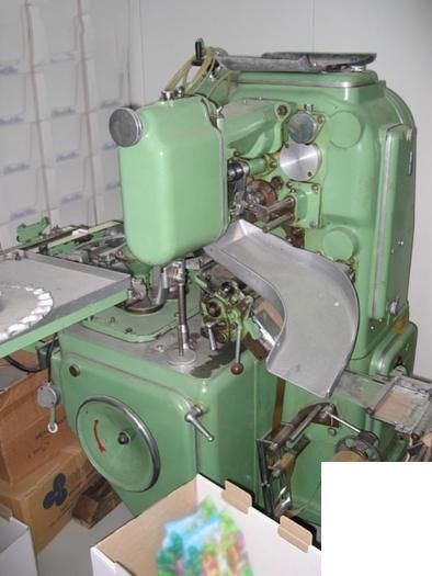 Acma GD-2350S Chocolate Double Twist Wrapper