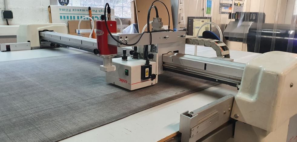 Aristo 1317 cutting table + PC