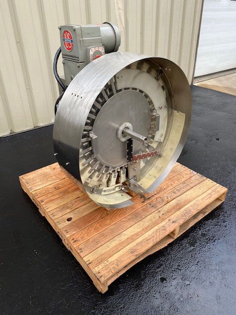 McBrady 100 Orbital Bottle Cleaner – Rinser