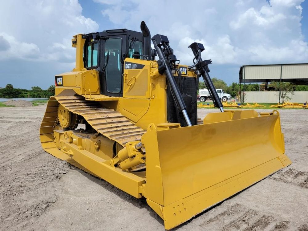 CAT D6T LGP Track Buldozer