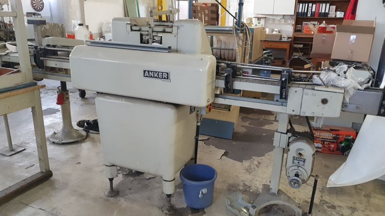 Anker Universa, GLUE LABELING MASCHINE