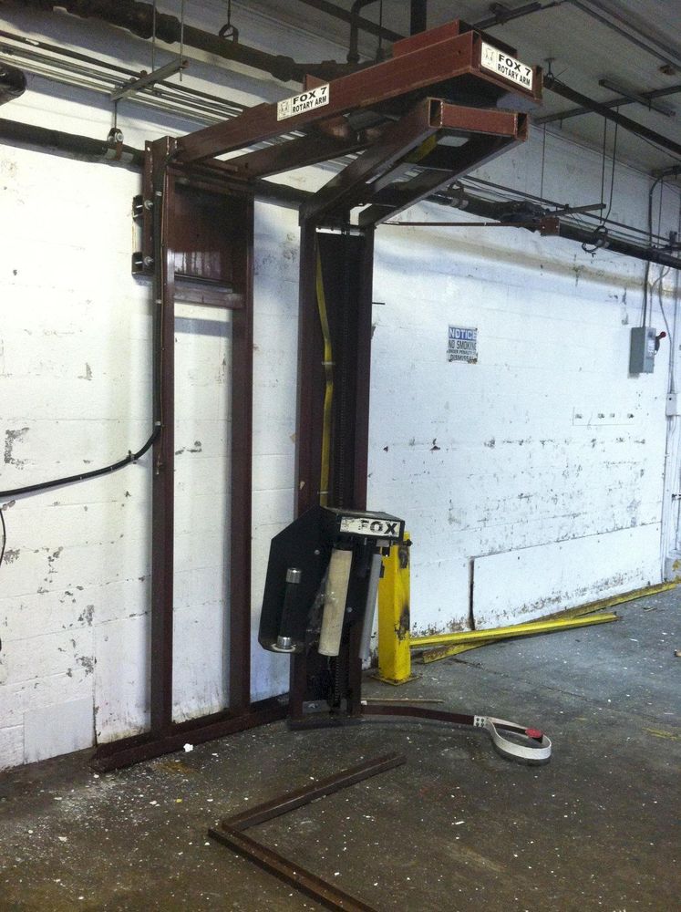 Fox 7RT SEMI-AUTOMATIC WALL-MOUNTED STRETCH WRAPPER