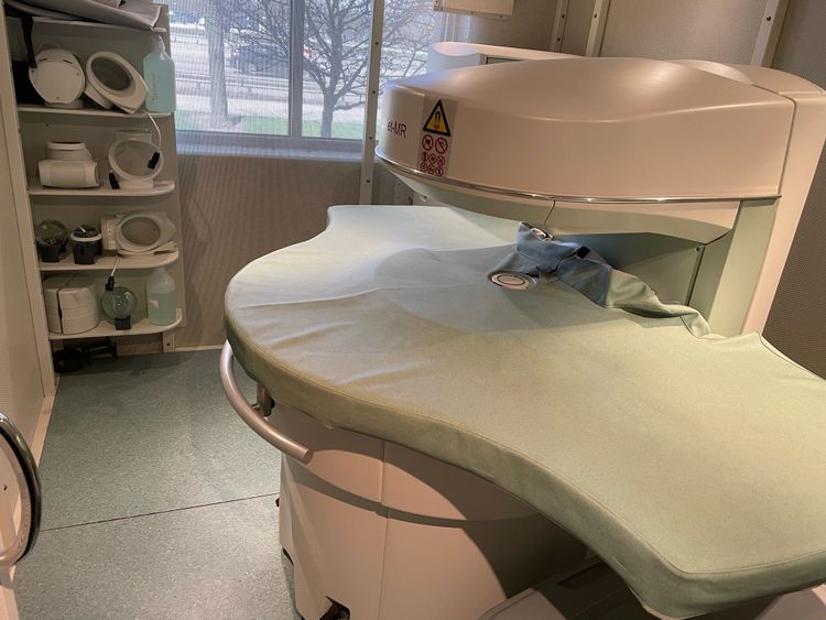 Esaote E-Scan 0.2T MRI Systems