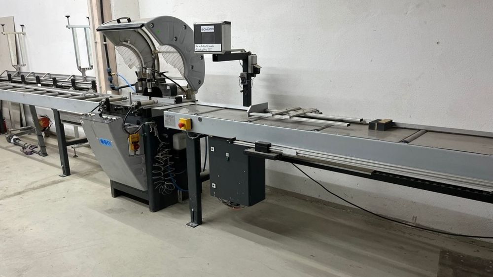 Schuco PES 400 Mitre circular saw Semi Automatic