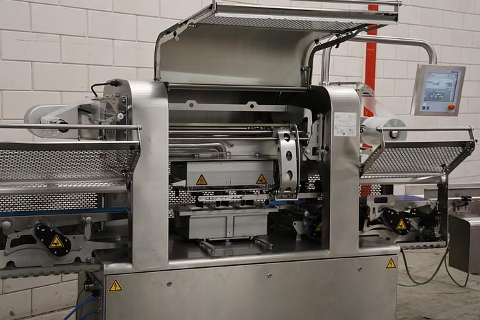 Multivac T700 MAP traysealer