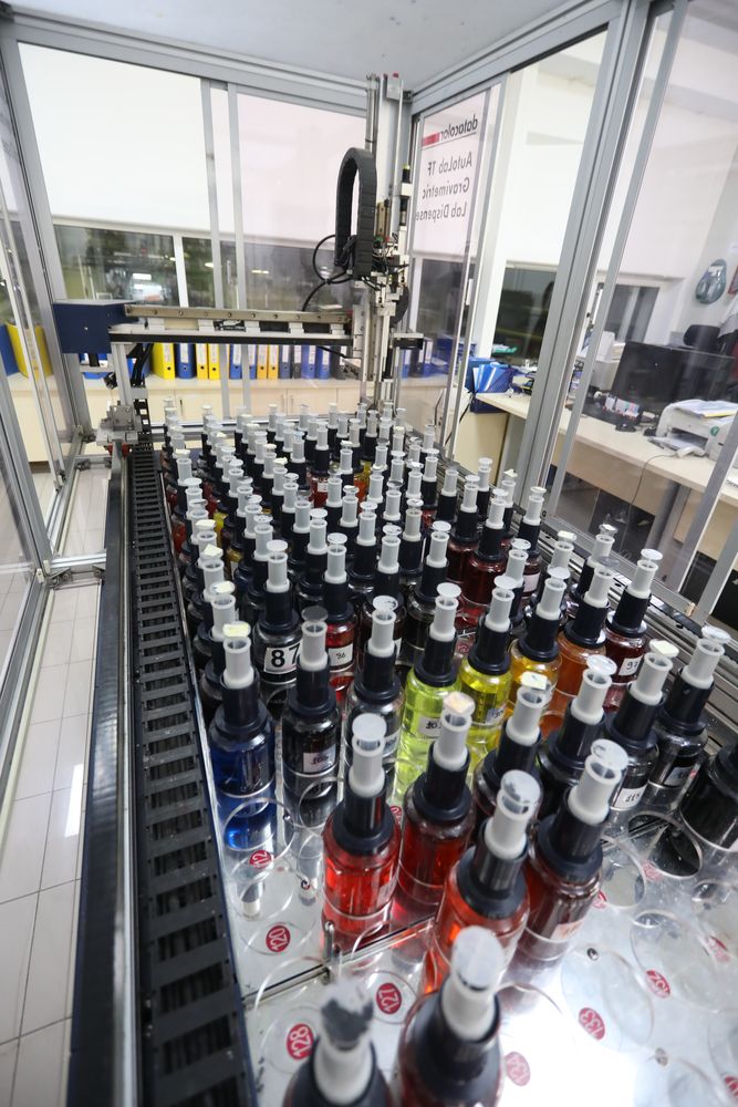 Datacolor AUTOLAB TF-160 AUTOMATIC DYE PIPETTING MACHINE