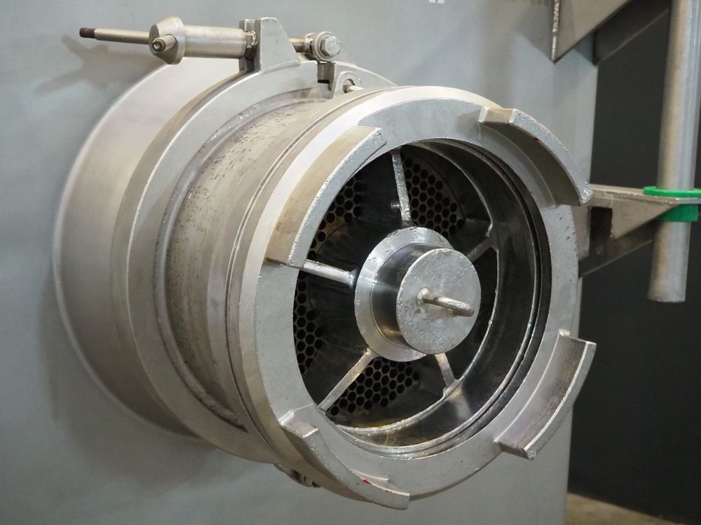 Wolfking C400-UNI meat wolf for frozen meat