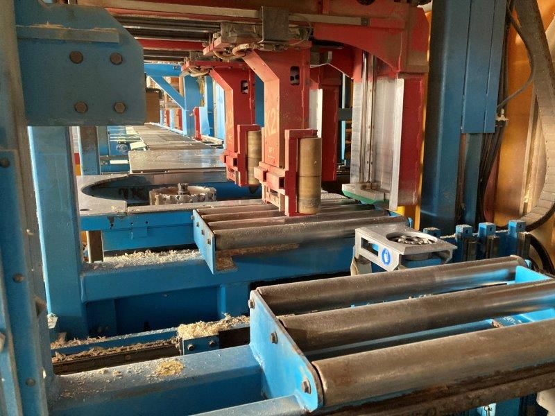 Hundegger K2i 650 Joinery machine