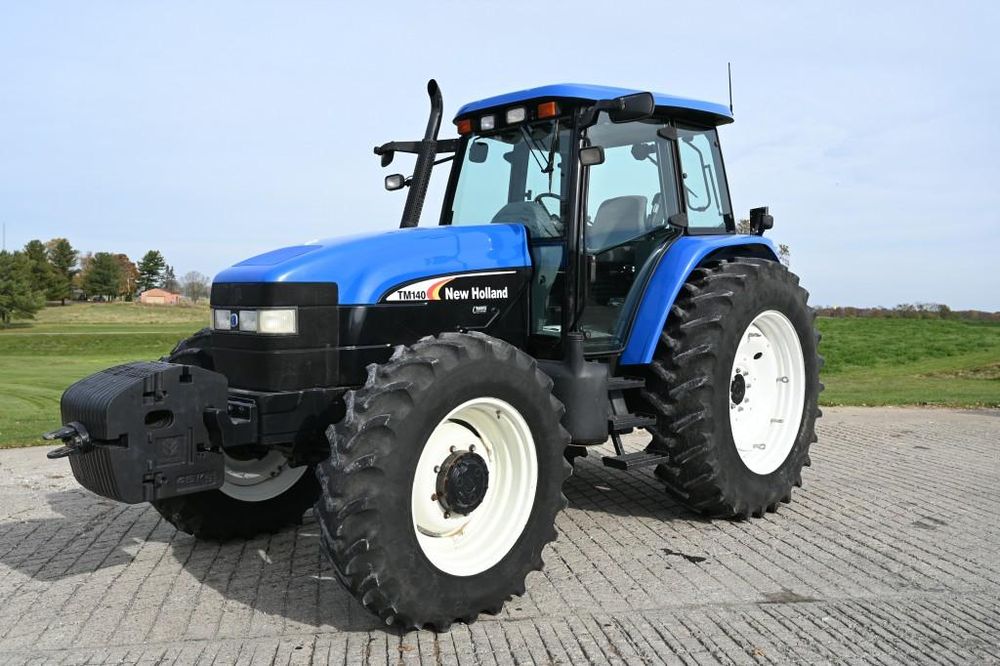 New Holland TM140 Tractor