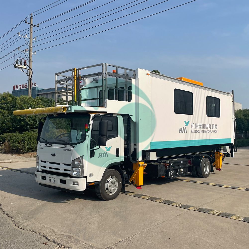 Self-propelled ambulift WTJ5100JCRE