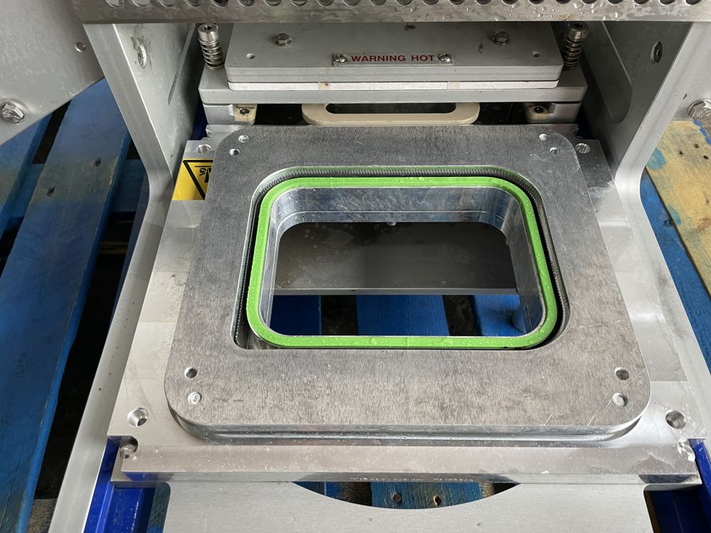 Proseal T10 Tray sealer