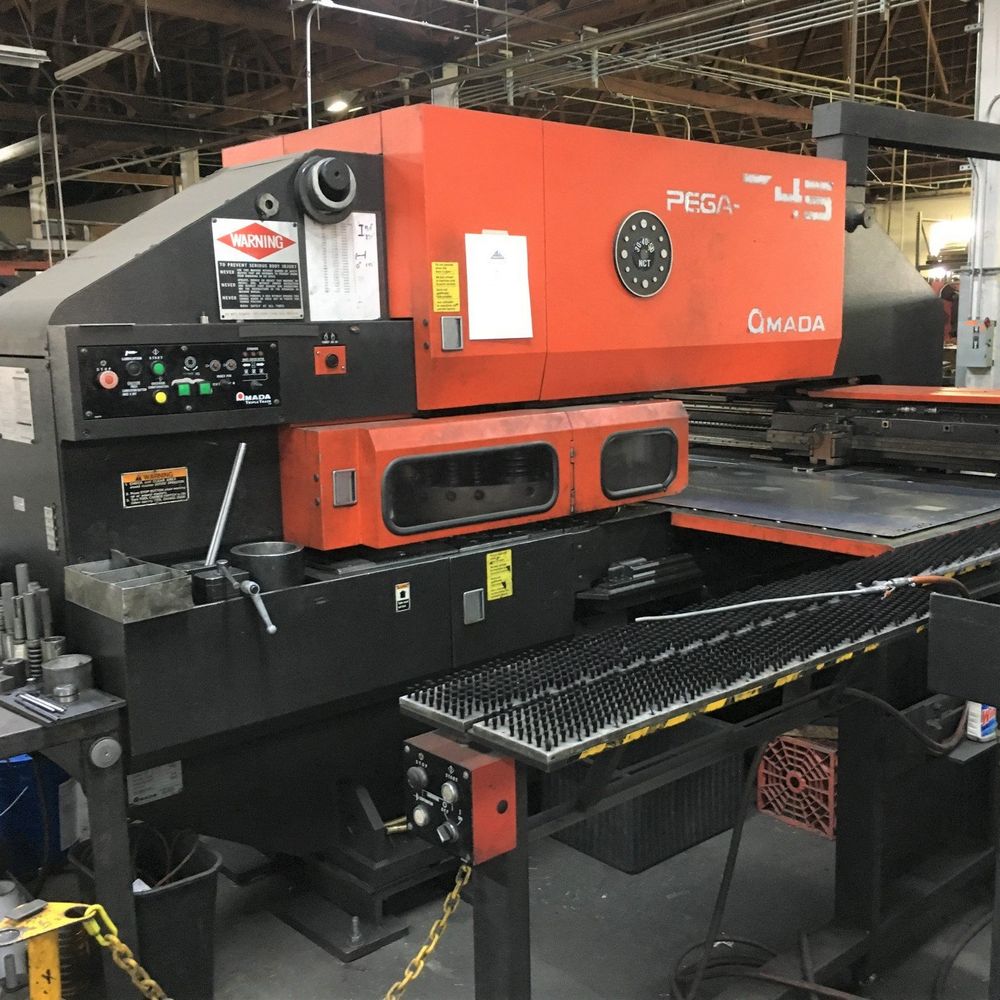 Amada 345Q Turret Punching System 33 Tons