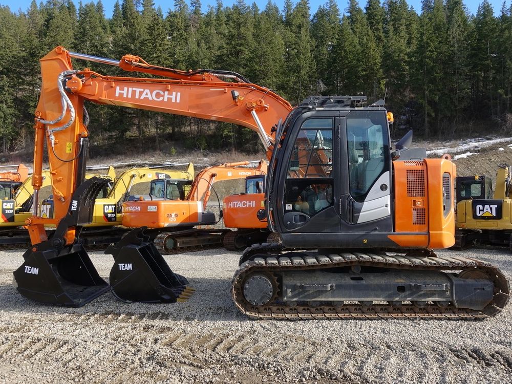 Hitachi ZX135US-6 Tracked Excavator