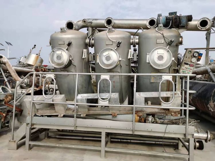 One air jet Fongs dyeing machine 1500 KG